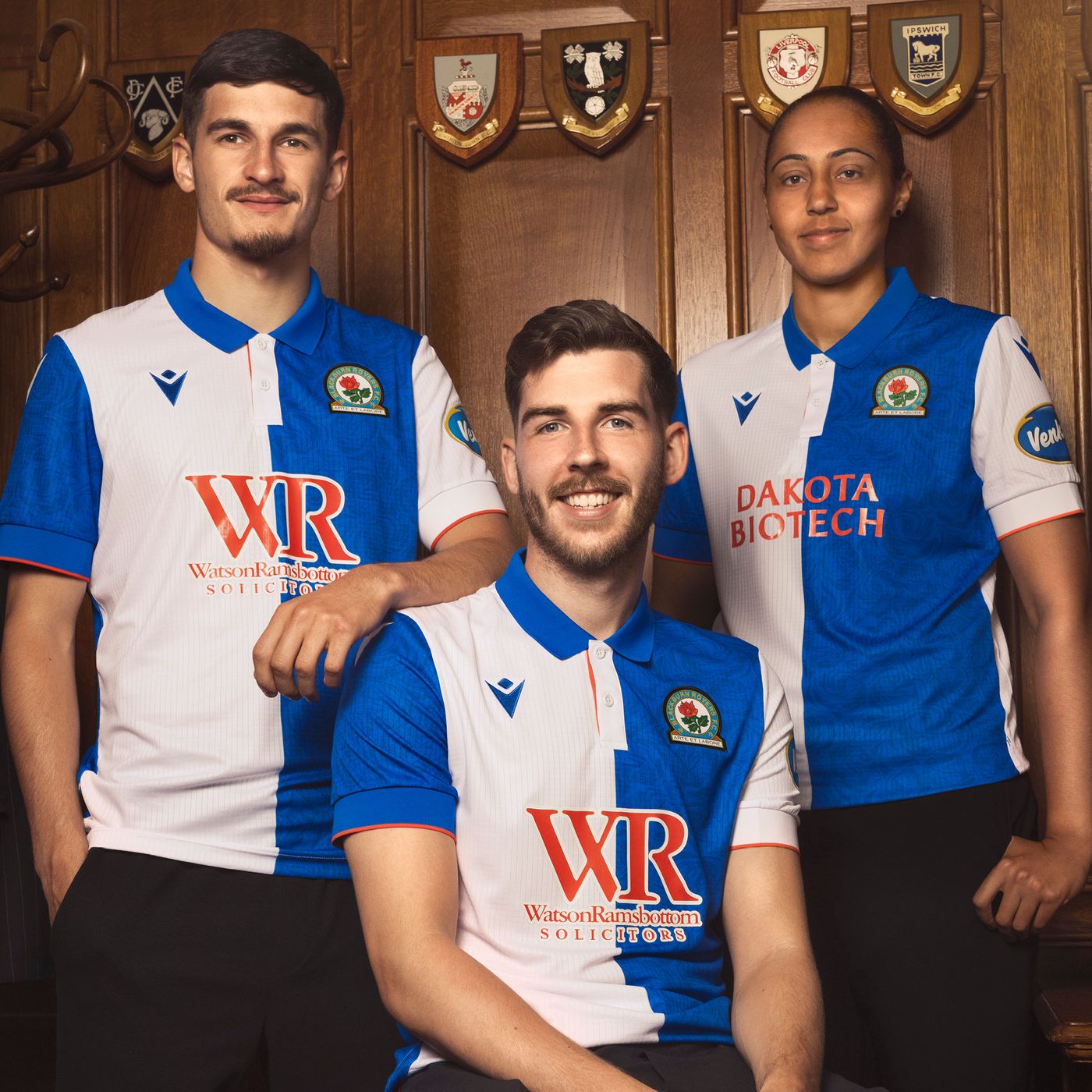 Blackburn Rovers voetbalshirts 2024-2025 geïnspireerd door ...