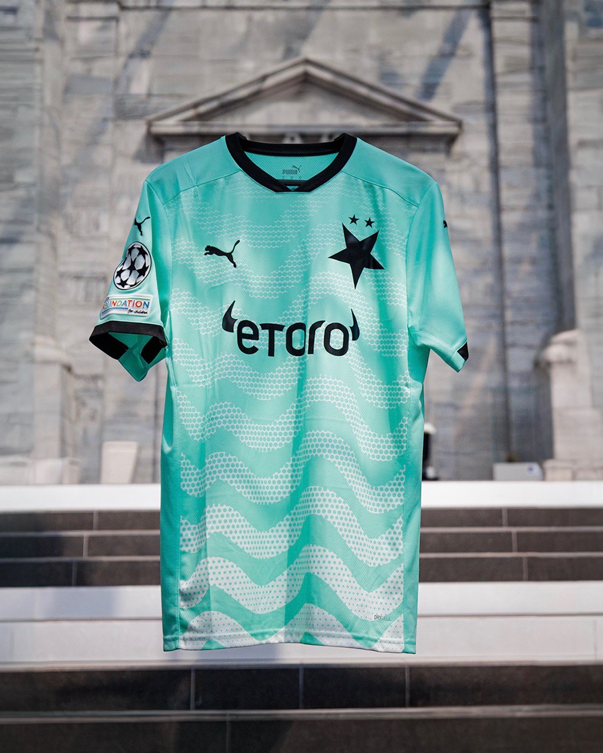 Dit zijn de Slavia Praag voetbalshirts 2024-2025 - Voetbalshirts.com